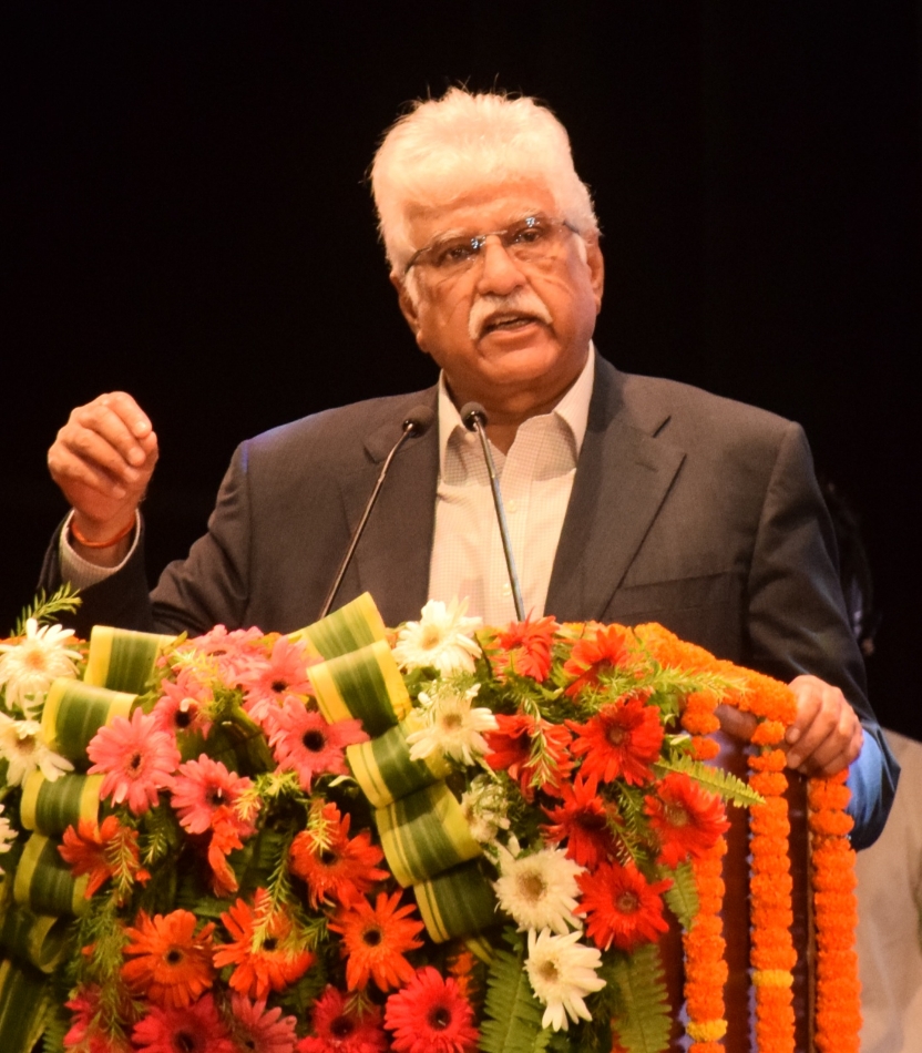 तकनीक के नए युग की शुरुआत काशी में मुख्यमंत्री योगी ने कहा 5जी