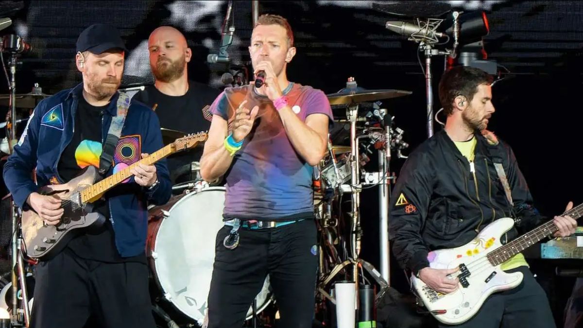 इंडिया में कॉन्सर्ट के बाद Coldplay लेगा संन्यास, क्रिस मार्टिन ने दिया ...