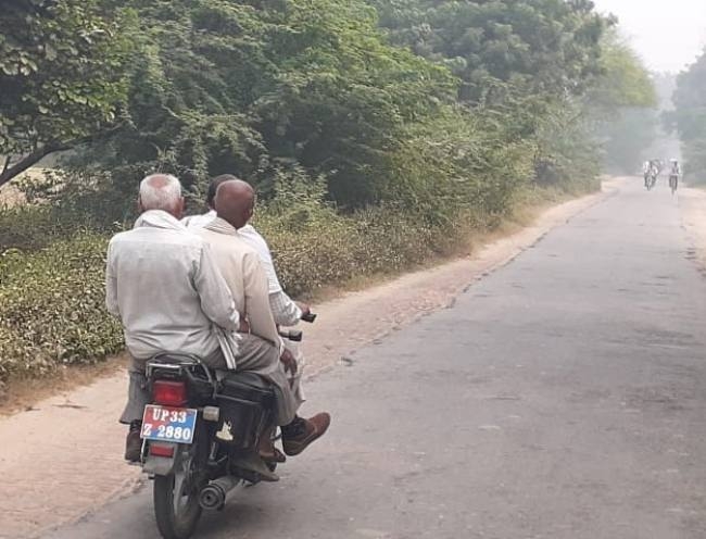 'फर्राटे' से उड़ा नियम और सख्ती का मखौल