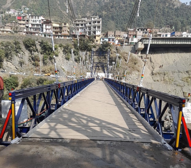 Ramban : चिनाब दरिया पर 30 दिन में बनाया 240 फीट लंबा पुल, आज से ...