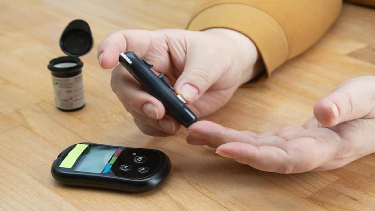 Diabetes: डायबिटीज के मरीज शुगर को आसानी से कंट्रोल करने के लिए रोजाना ...