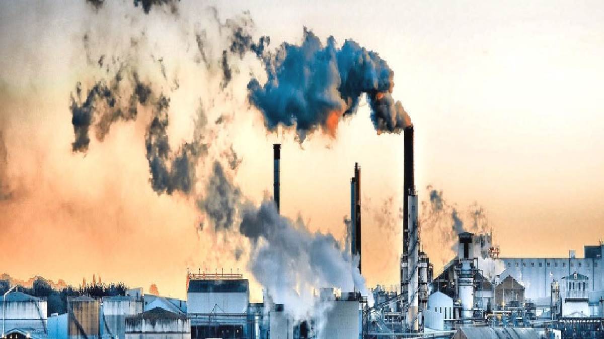 कानपुर में AQI बिगड़ने पर हरकत में आया UPPCB ; तीन फैक्ट्रियां होंगी ...