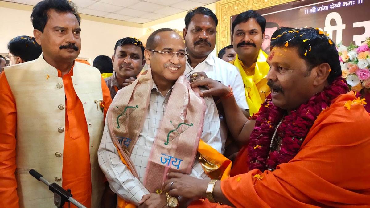 Haridwar News : नए अखाड़े को लेकर हरिद्वार में घमासान, भाजपा नेता ने ...