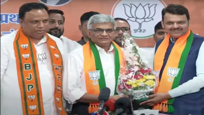 मुंबई में कांग्रेस को बड़ा झटका, महानगरपालिका में नेता प्रतिपक्ष रहे ...