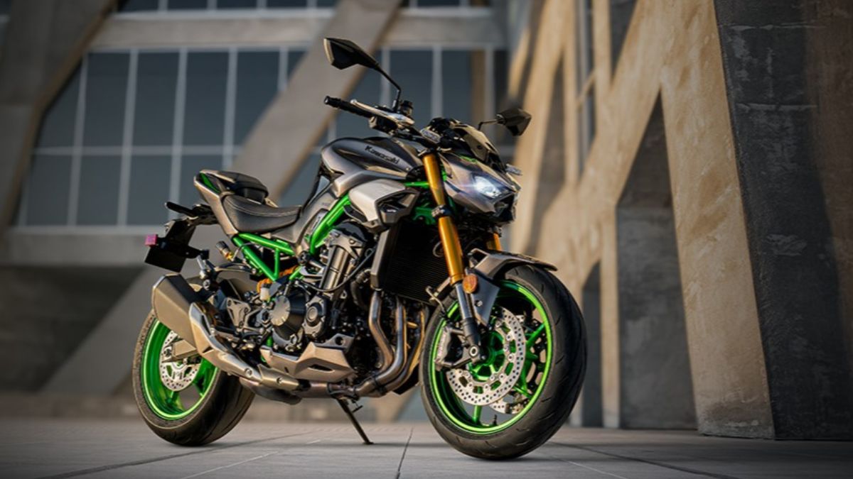 नई Kawasaki Z900 बड़े अपडेट के साथ हूई पेश, नए इंजन और एडवांस फीचर्स से ...