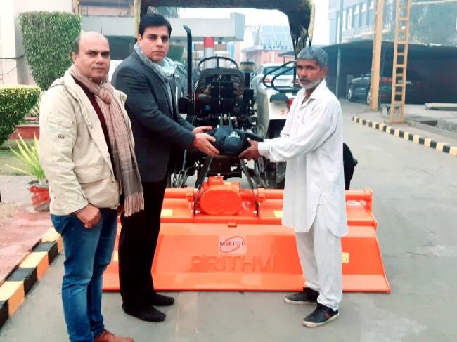 माइक्रोन प्रसीजन स्क्रू ने तीन किसानों के निकाले लकी ड्रॉ - Micron ...