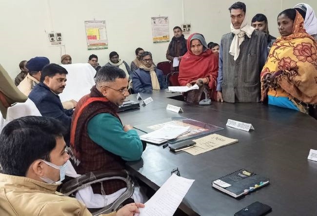 समय से निबटाएं जनता की समस्याएं - Timely solutions to public problems ...