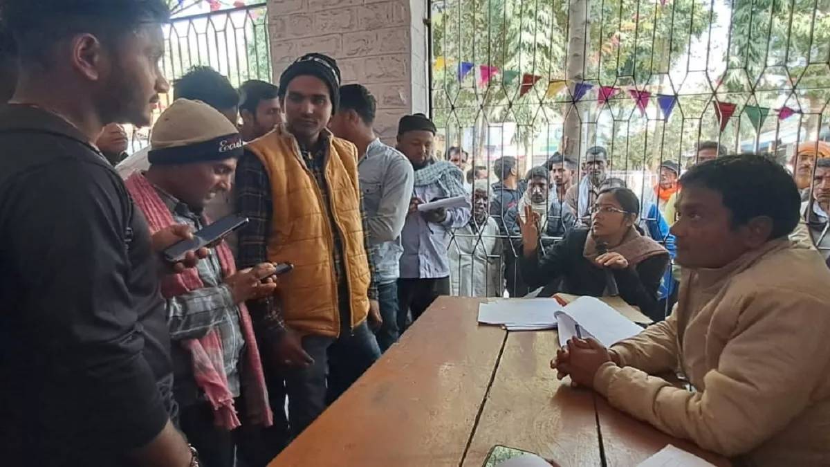 Sasaram News: सासाराम में एक रुपये की होंडा बाइक छह हजार में बिकी, 25 ...