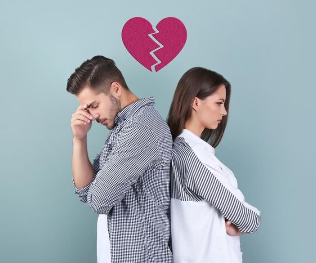 लड़के या लड़कियां, Breakup के बाद कौन झेलता है ज्यादा तकलीफ? नई स्टडी ...