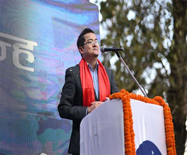 West Bengal Politics: कौन हैं अजय एडवर्ड जिन्‍होंने दार्जिलिंग ...