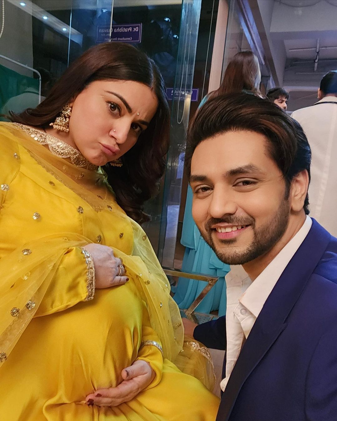 Kundali Bhagya: श्रद्धा आर्या का 'कुंडली भाग्य' से पत्ता होगा साफ? अब ... Kundali Bhagya: श्रद्धा आर्या का 'कुंडली भाग्य' से पत्ता होगा साफ? अब ...