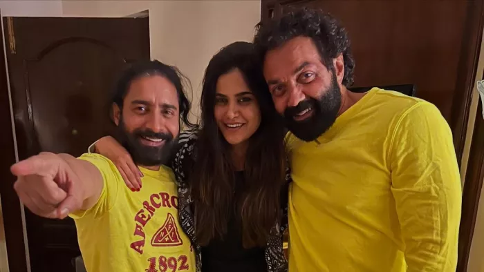 Aashram 3 Actress Aditi Pohankar: 'आश्रम' की पम्मी सिर्फ पर्दे पर नहीं ...
