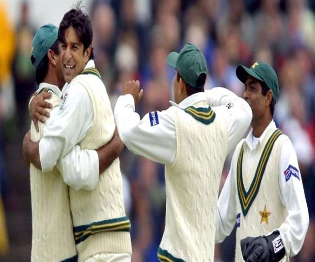 शेन वॉर्न ने चुनी अपनी फेवरेट पाकिस्तान टेस्ट इलेवन, इमरान और मियांदाद ...