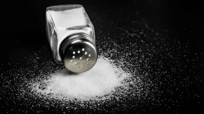 Excess Salt Side Effects: स्वाद के चक्कर में आप भी खाते हैं ज्यादा नमक ...
