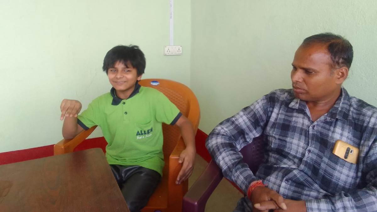 बहुत जल्‍द भारत का होगा PoK', छुट्टी मनाने गांव आया सोनू, CM नीतीश के ...