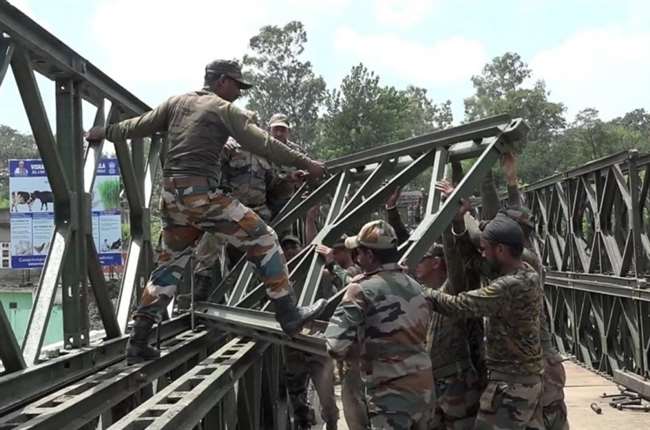 Birma Bridge : डबल पैनल रेलिंग लगाकर बिरमा नदी पर पुल को किया जा रहा और ...