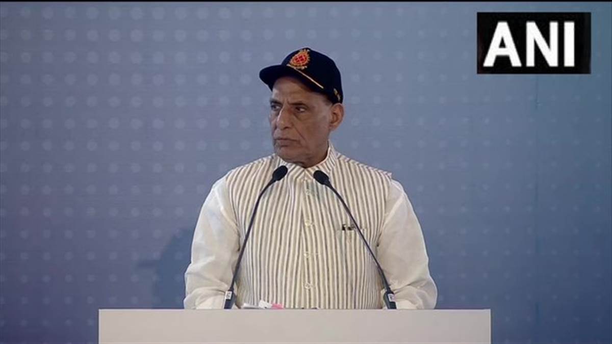 INS Vikrant: आईएनएस विक्रांत आत्मनिर्भर, महत्वाकांक्षी भारत का असाधारण प्रतीक है: राजनाथ सिंह ...