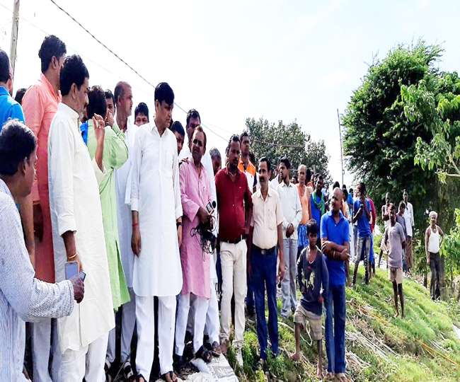 गृहराज्य मंत्री नित्यानंद राय ने समस्तीपुर में गंगा तटबंध का लिया जायजा ...