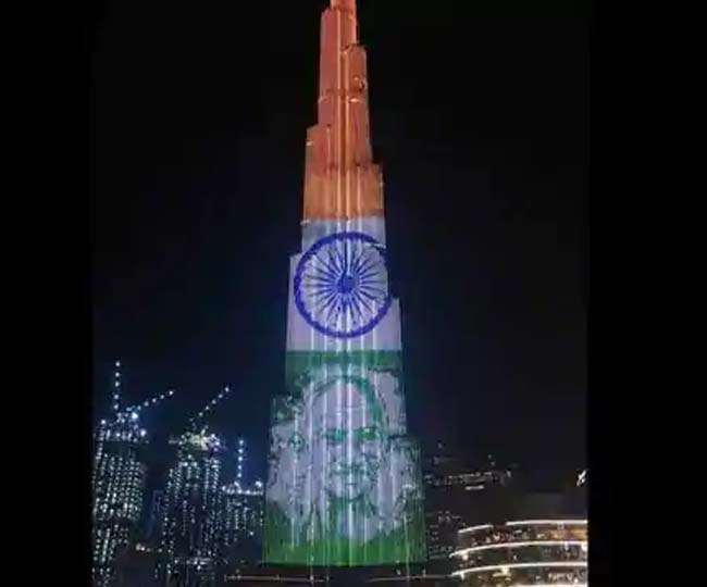 दुनिया ने कुछ इस तरह किया बापू को याद, राष्ट्रपिता की छवि से रोशन हुआ ...