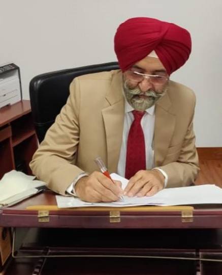 डा. बूटा सिंह सिद्धू ने संभाला वाइस चांसलर का चार्ज - Dr. Boota singh ...