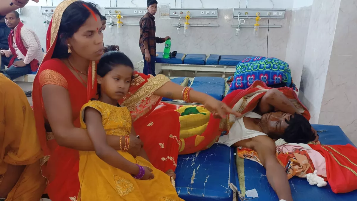 सुपौल : गणेश व पूजा ने अर्जुन के चेहरे पर डाल दिया तेजाब, लड़की बोली- मेरा गांजा पी लिया था ...