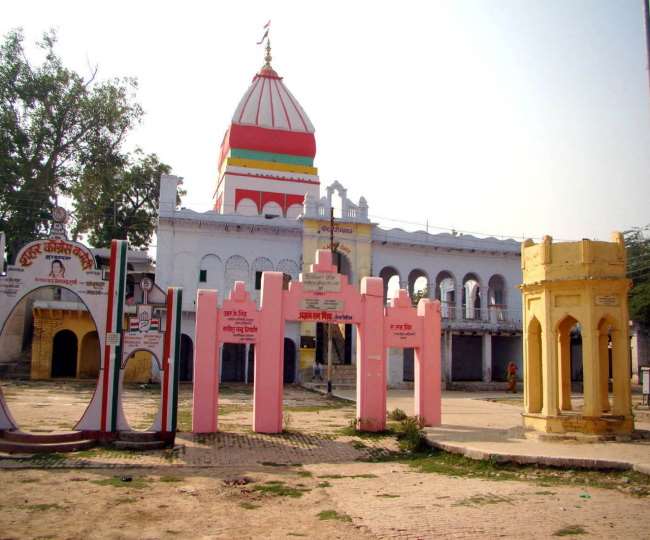 UP Election 2022 : हाथरस में किला फतह की तैयारी में जुटे प्रत्‍याशी ...