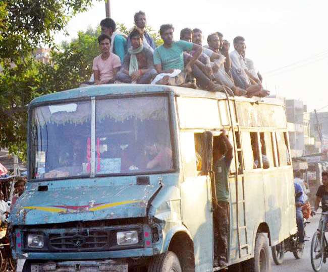 चंद रुपये के लिए यात्रियों की जान से खिलवाड़, खटारा बसें भी चल रहीं ...