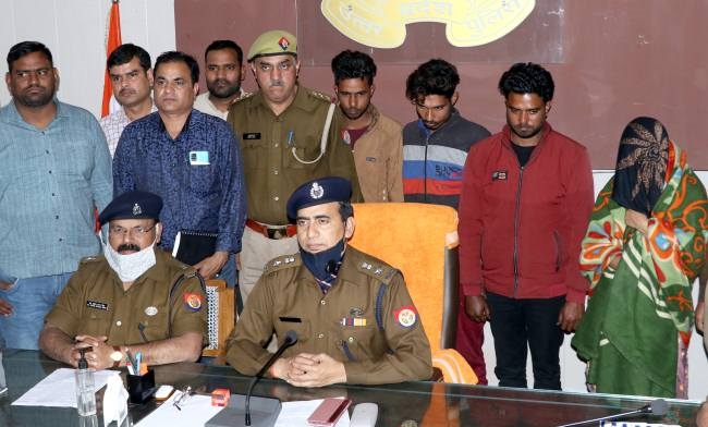 पत्नी ने प्रेमी संग मिलकर की थी इकरामुद्दीन की हत्या - Wife killed ...