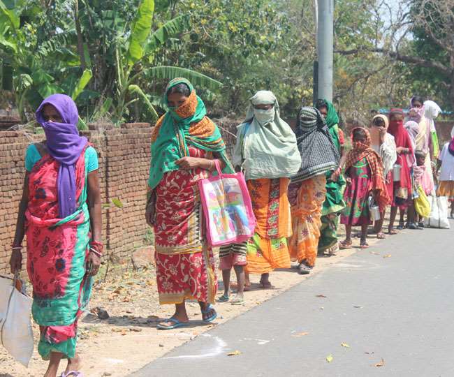 Tribals in Tundi are getting sufficient food these days due to lockdown