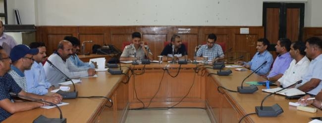 सेब सीजन के दौरान दिन-रात तैयार रखें मशीनरी