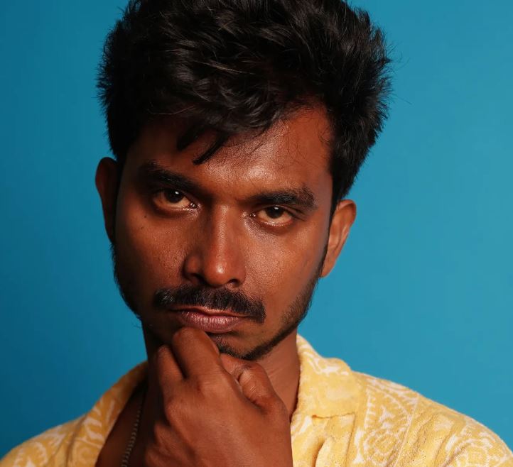 रूई बेचकर 100 रुपए कमाते थे Panchayat 4 के बिनोद, 12वीं में आए थे 40 ...