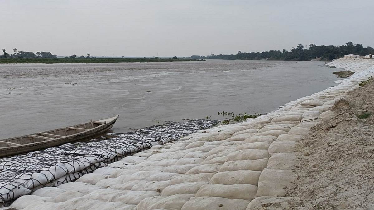 शिवहर में बागमती नदी का जलस्तर लाल निशान के पार, दहशत में लोग - Water level of Bagmati river ...