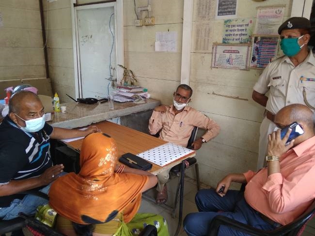 स्वास्थ्य विभाग के क्षेत्रीय अपर निदेशक ने किया पीएचसी का निरीक्षण ...