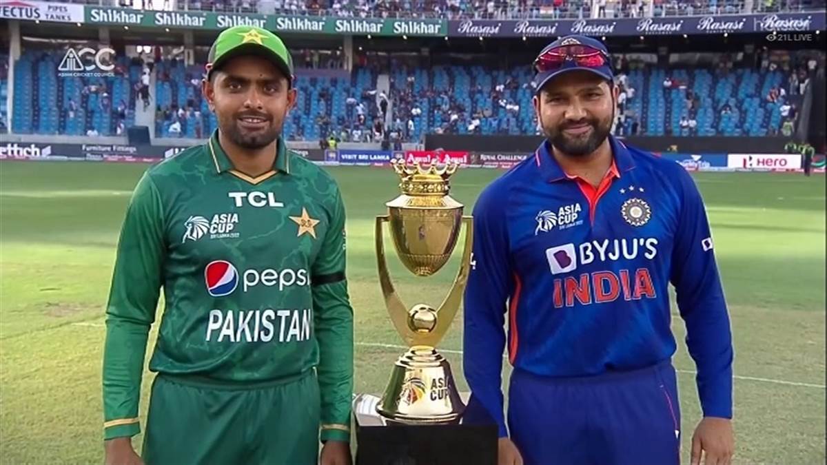 Rohit Sharma vs Babar Azam: पाकिस्तान के खिलाफ एक और जीत के साथ अपनी बादशाहत बरकरार रखना चाहेगी ...