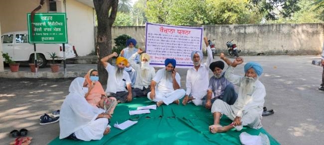 इलाका संघर्ष कमेटी के धरने को मिलने लगा समर्थन - ilaka sangharsh ...