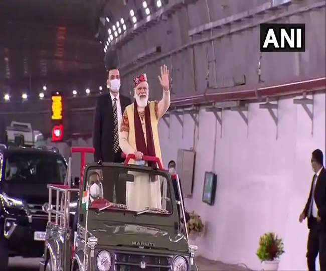 Atal Tunnel: दुनिया की सबसे लंबी अटल टनल का पीएम मोदी ने किया उद्घाटन ...