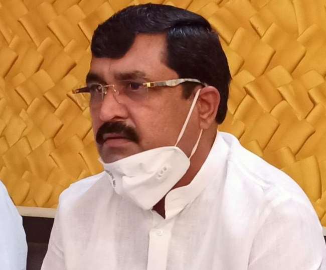 महम चौबीसी के चबूतरे से कृषि कानून के विरोध में कुंडू ने फूंका बिगुल ...