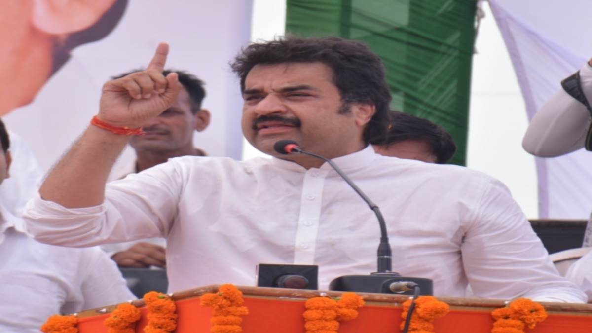 Adampur by-election announced: 1967 से कभी चुनाव नहीं हारने वाले चौ ...