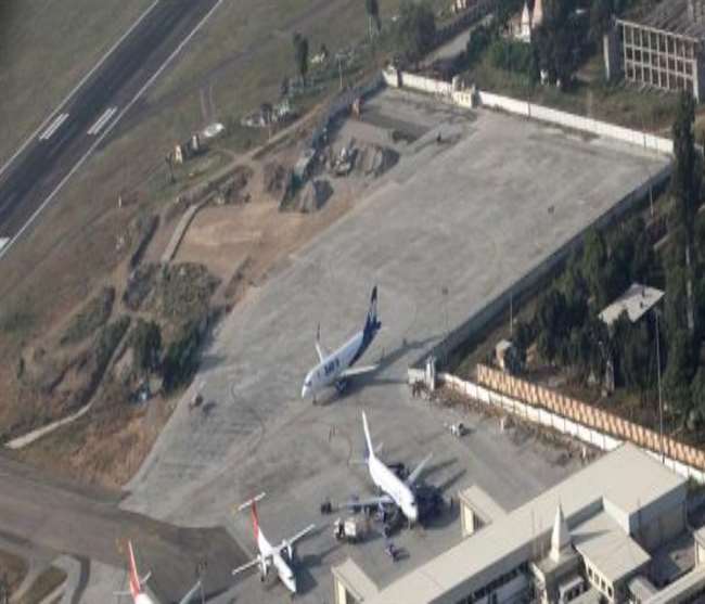 Jammu Airport जम्मू एयरपोर्ट पर नए टर्मिनल के लिए 974 कनाल जमीन जल्द ...