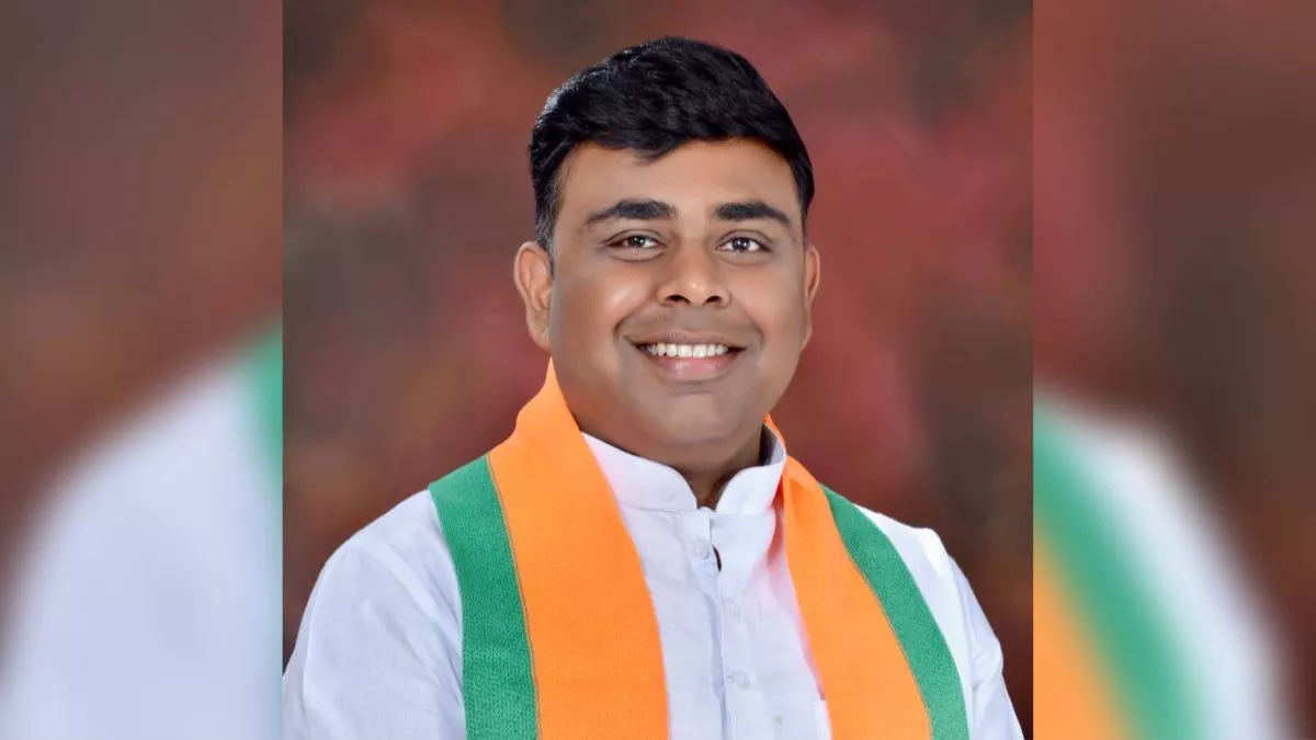 Politics : पिता की राजनीतिक विरासत को आगे बढ़ा रहे समाजसेवी अतुल प्रताप सिंह - Social worker ...