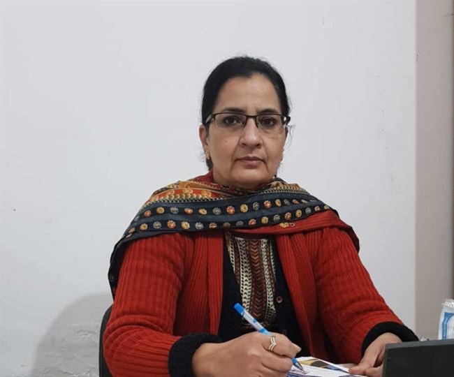 समय पर पता चलने से कैंसर का इलाज संभव : डा. नीलम - Dr. Neelam Bhatia ...