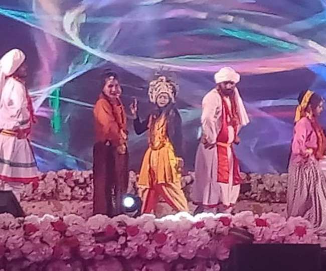 अंतरराष्ट्रीय योग महोत्सव में पांडव नृत्य की प्रस्तुति ने दर्शकों को ...