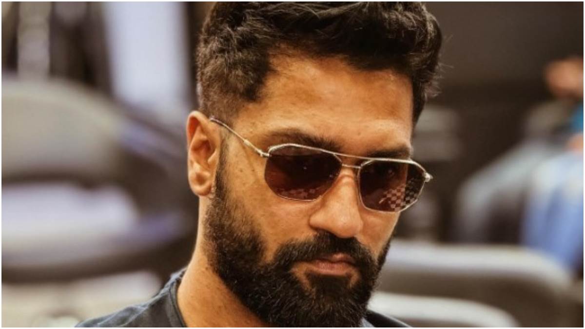 Vicky Kaushal के नए लुक ने सोशल मीडिया पर मचाया तहलका, फैंस बोले- अब तक ...