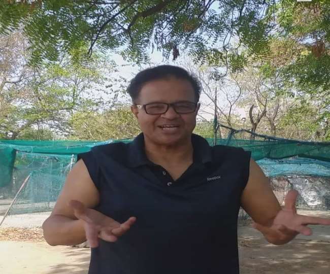 Online Cricket Coaching: लॉकडाउन में सोशल मीडिया को बनाया ग्राउंड, चौके ...