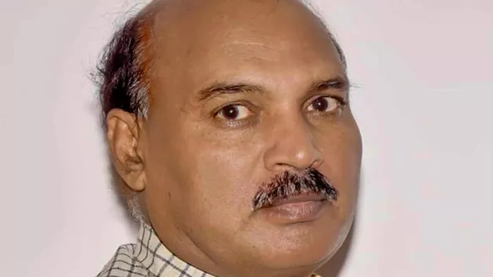 Bihar Politics: आरजेडी एमएलसी रामबली सिंह की सदस्यता पर संकट, हाईकोर्ट ...