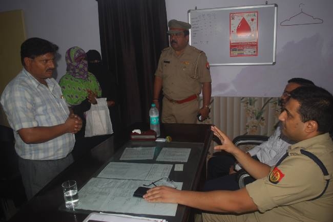 तत्काल तलाक के बाद अब बेटे को मारने की धमकी