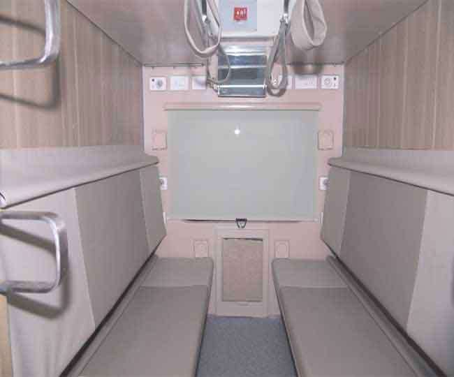 Indian Railways: दिल्‍ली जाने वाली ट्रेनों में Third AC Economy Class ...