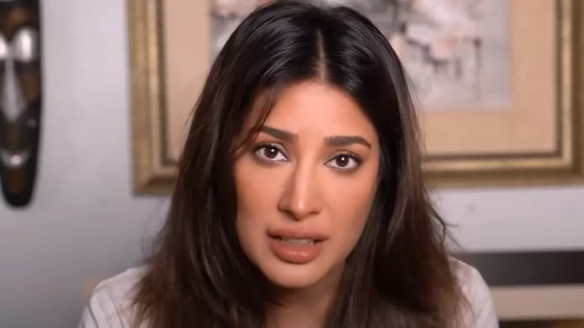 Bollywood On Pakistan Floods: एक्ट्रेस मेहविश हयात ने पाकिस्तान में आई बाढ़ पर बॉलीवुड की चुप्पी ...