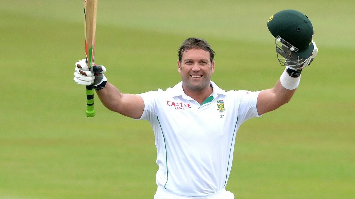 क्‍या आप जानते हैं कि टेस्‍ट क्रिकेट में सबसे ज्‍यादा सिक्‍स किस बल् ...