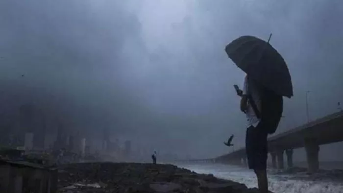 लद्दाख में भारी बारिश से बढ़ा लैंडस्लाइड और बाढ़ का खतरा, रेड अलर्ट ...